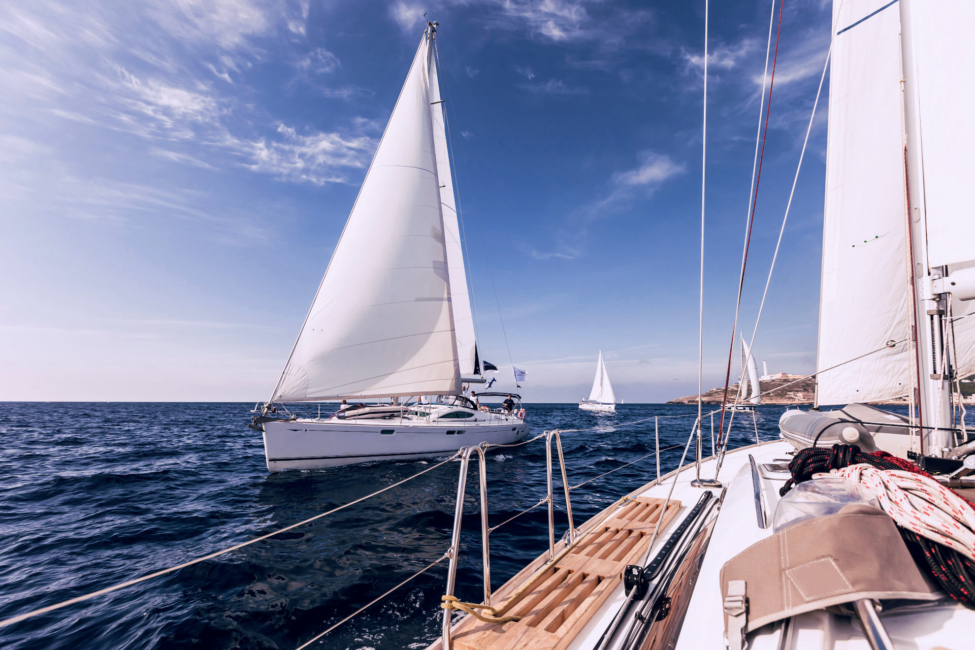 Contact – Navalapp